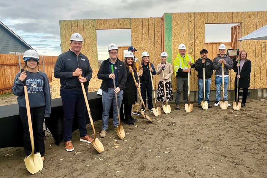 Pasco teens gain construction skills, confidence as they build new home ...